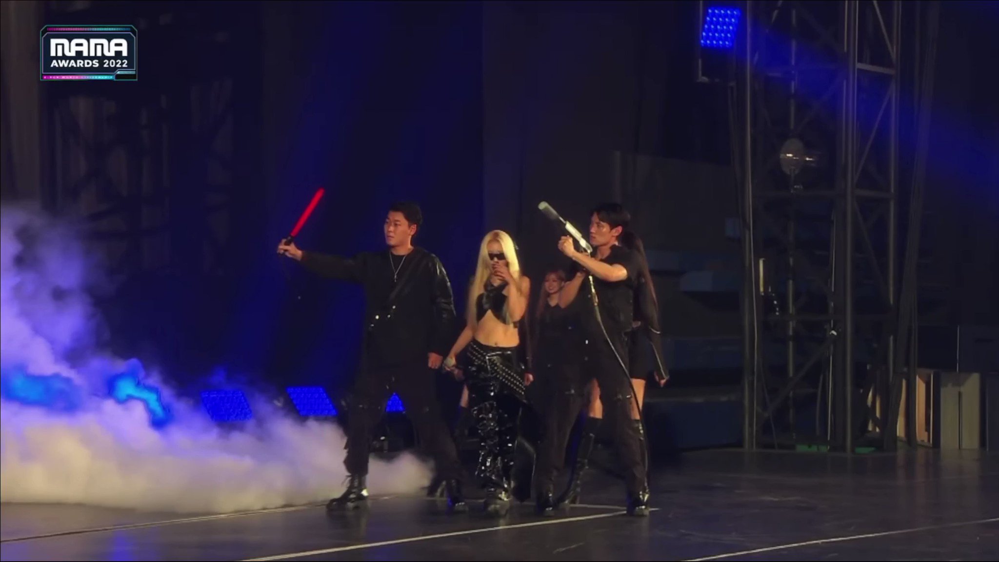 keeper on Twitter: "Soyeon solo rap stage https://t.co/nIUppbpZF8" / Twitter