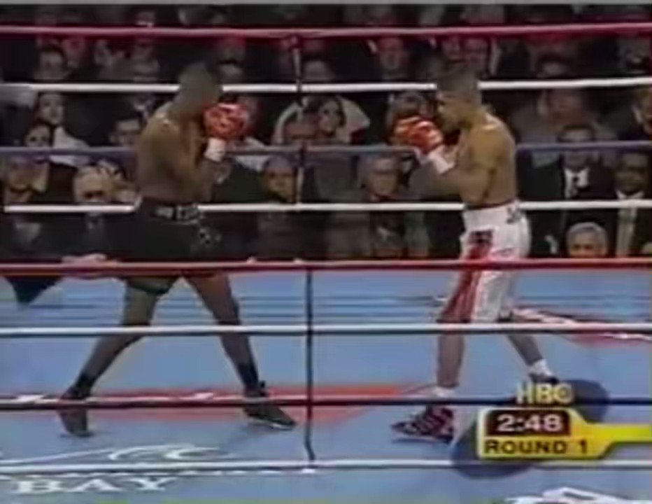 b0xingfan on Twitter: "#OnThisDay - In 2000, Félix Trinidad defeated Fernando Vargas by TKO in ...