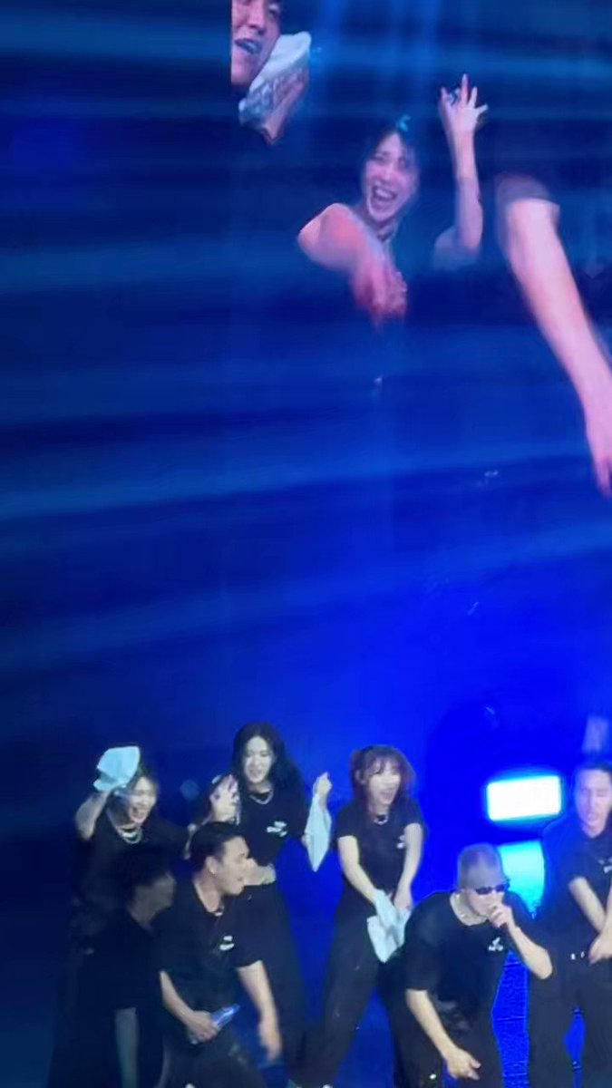 enjj 🎄 on Twitter: "RT @iyangasdf: the devil works hard but LIM “THE ABS MAN” JAEBEOM WORKS ...