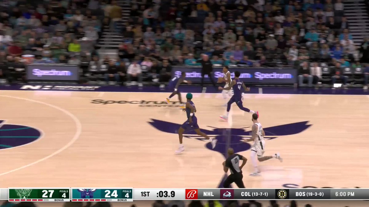 NBA on Twitter: "Brook Lopez at the BUZZER 🎯 Bucks lead by 6 after Q1 on the NBA App. 📲 http ...
