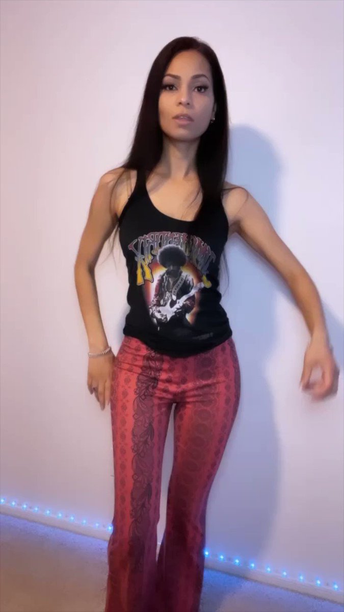 Sara Moni ⭐️ on Twitter: "And of course the transformation video ⚡️ IG: saramonicosplay"