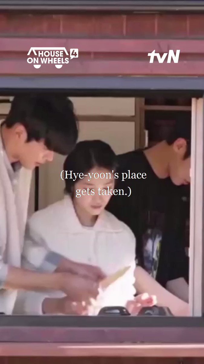 tvN on Twitter: "Bubbly Hye-yoon and lovey-dovey(?) Jae-wook and Rowoon 😂💖 #HouseOnWheels4 Every ...