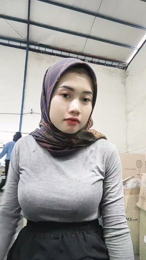 Asupan Harian on Twitter: "Ukhti Tiktok : rikaevyan13 https://t.co/LGHDKGF8Mx" / Twitter