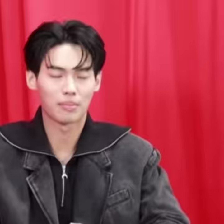 กู๊ดบอยของหม่าม๊า ᥫᩣ On Twitter พี่ไบร์ทให้คำแนะนำทางด้านดนตรี แต่เสียงตอนที่น้องวินยกตัวอย่าง