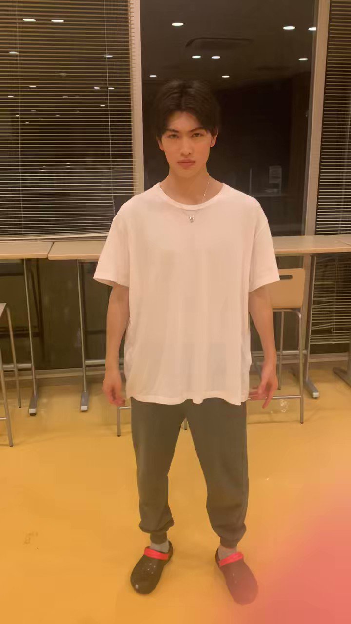 合コンに行ったら女がいなかった話【ドラマ公式】第9話12/15放送🌹 on Twitter: "🌹第8話メイキング🌹 萩くんの謎の気合い入れポーズ、本人による解説動画です！ 実はこれ、監督の ...