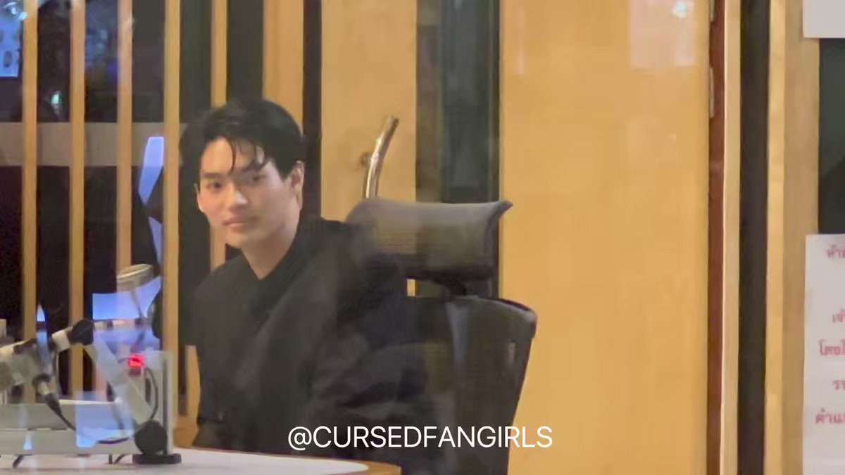 CursedFangirls★彡 on Twitter: "👋🏼👋🏼👋🏼👋🏼👋🏼 Win Metawin #Flex1045xWinmetawin #winmetawin @winmetawin"