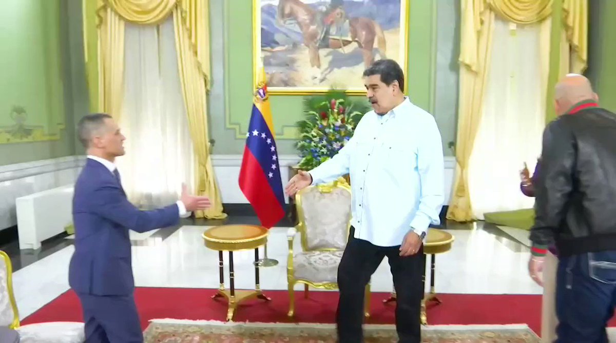 LOGICASA OFICIAL on Twitter: "RT @NicolasMaduro: Nos sentimos realmente orgullosos de que ...