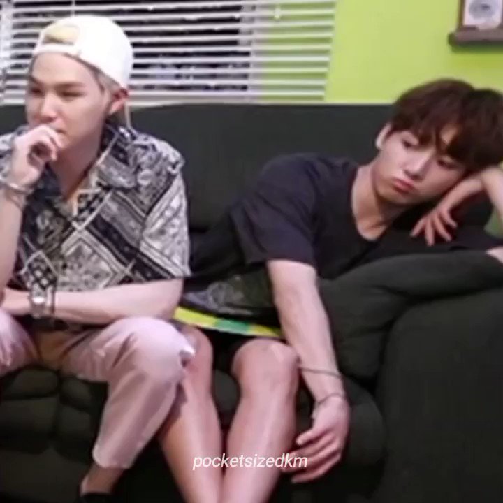 tiny jikoo pics on Twitter: "APOLOGIZE! you made jungkookie pout 😡 https://t.co/7Zgtq2nEfK ...