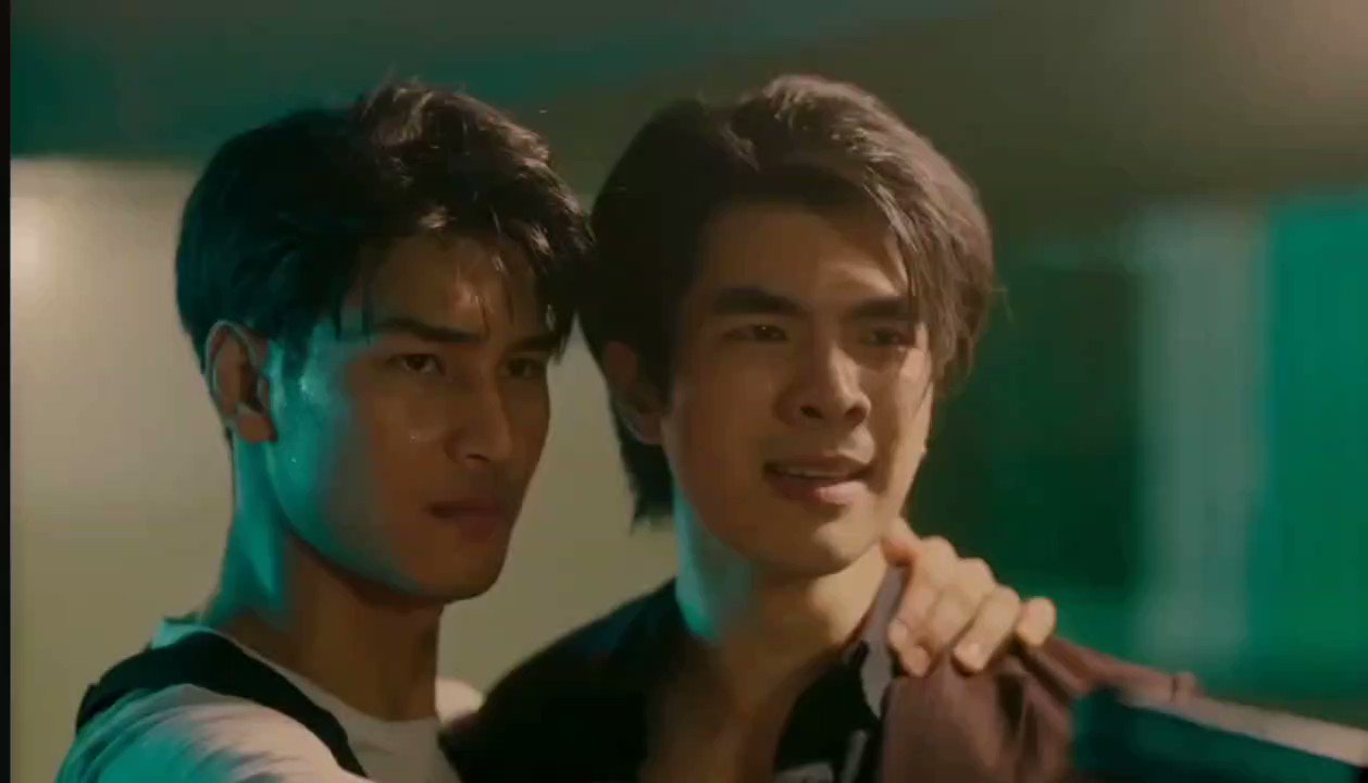 Rak On Twitter How He Tightens His Grip Around His Kinn Oh God I