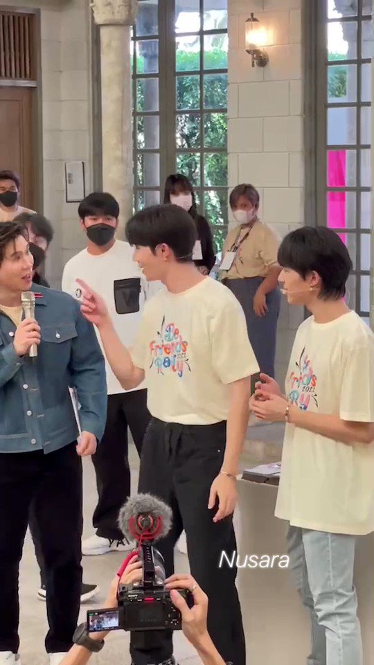 N O N G CN N U N A on Twitter: "พึกพึกฉามขวบ 🤣🤣🤣🤣 cr.📹 @saranaritsa #BeFriendsRally https://t.co ...