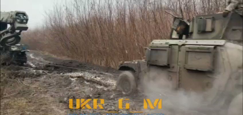 Rob Lee on Twitter: "Ukrainian humvees getting a little help from IMR-2 driving through the mud ...