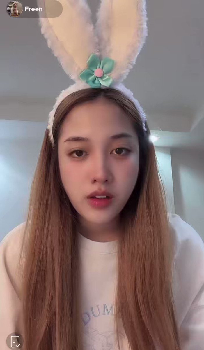 On Twitter SHE IS SO ADORABLE TRYING TO SPEAK ENGLISH on-twitter-she-is-so-adorable-trying-to-speak-english
