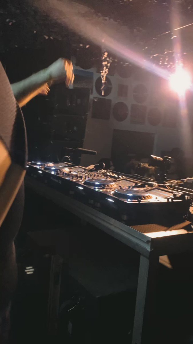 Nimda On Twitter Paris Sold Out Headline Show Was Off Its Nut I Love
