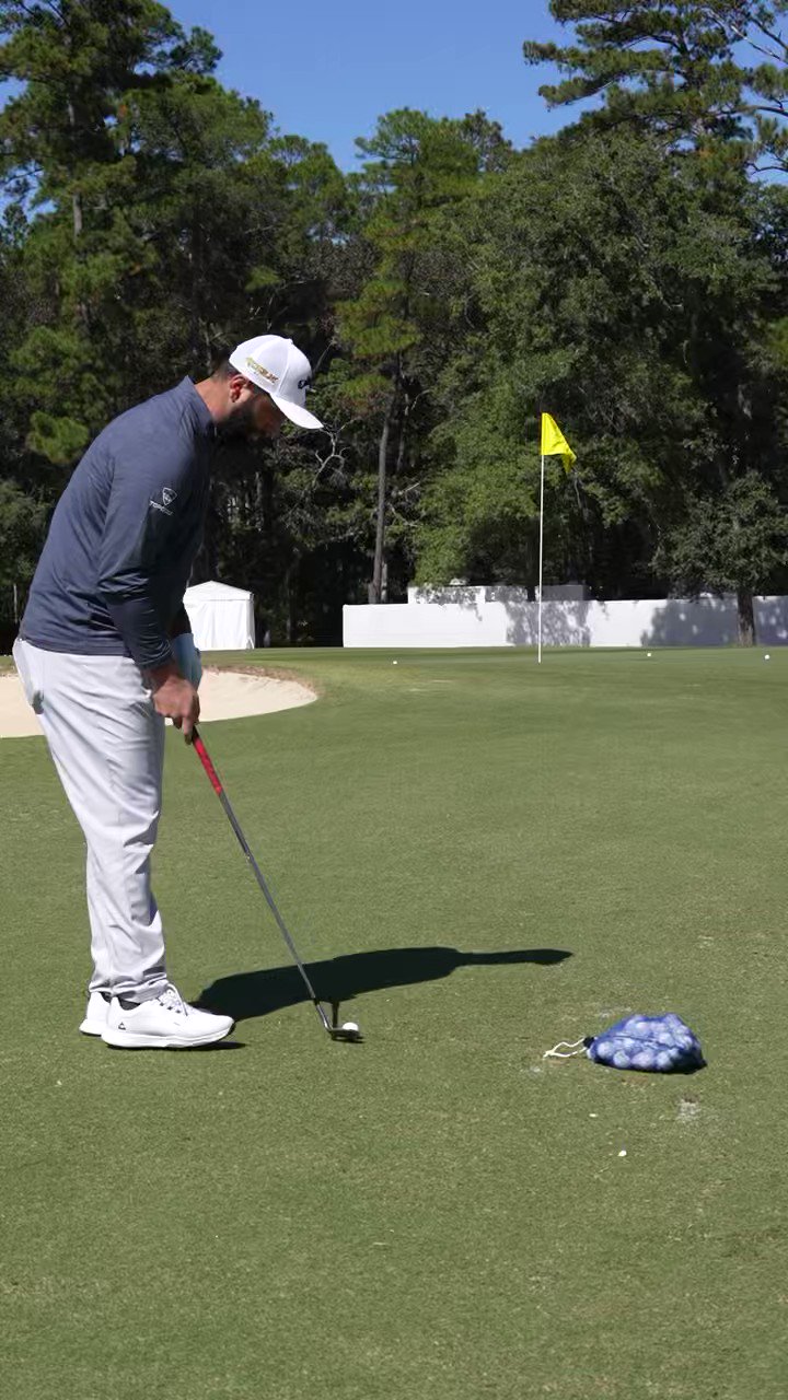 @NikoXilo/Golf / Twitter