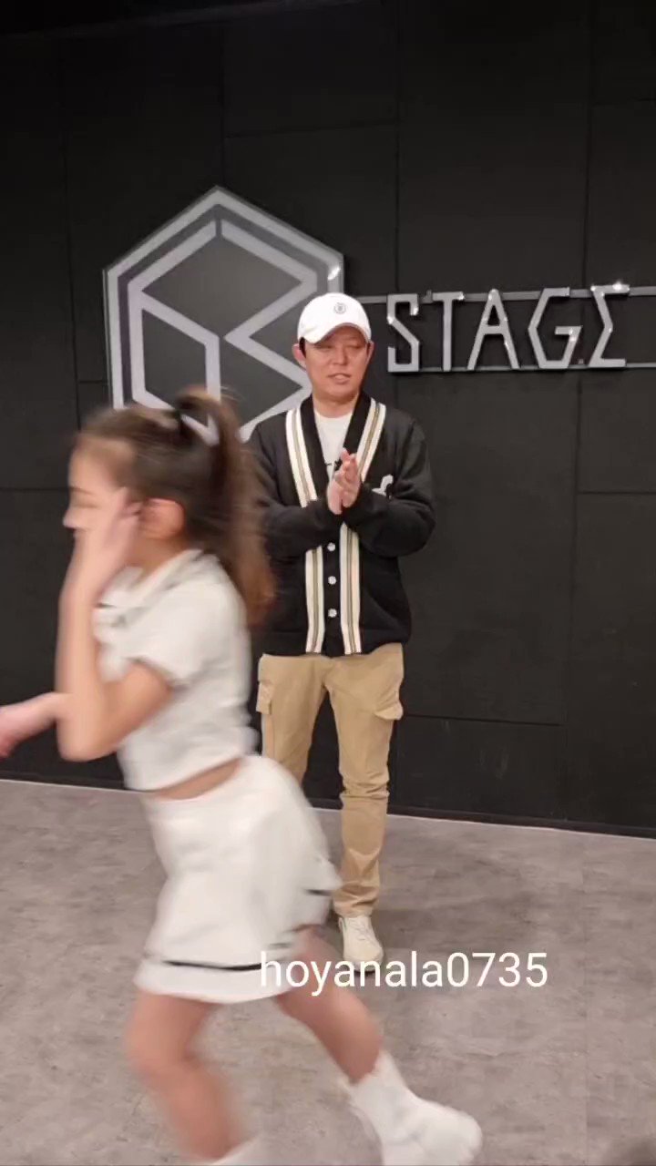 호야나라 on Twitter: "크리스마스 이브 631 정규반 마지막평가일 한남에서의 마지막 수업ㅜㅠ 다들 기대 이상으로 토니안 대표님께 칭찬도 많이 듣고 상근샘에게 조언 ...