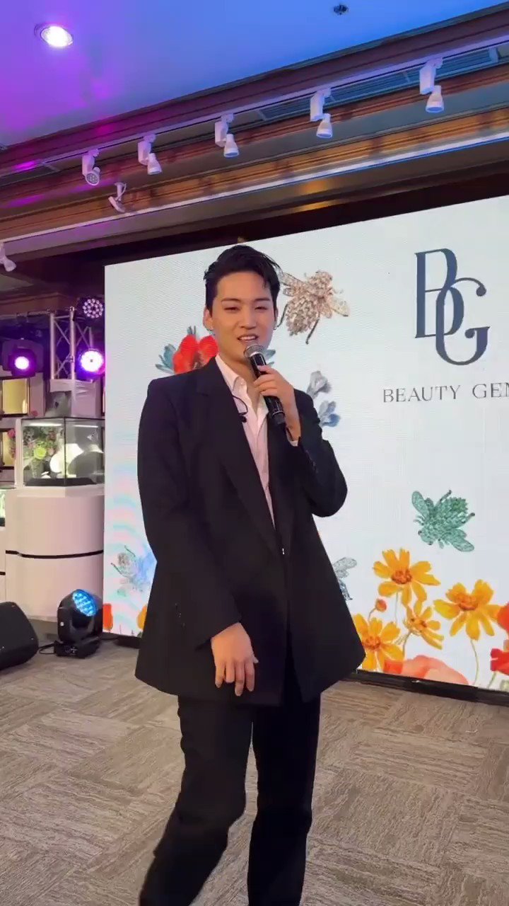 JAY B | Jaebeom¨ on Twitter: "Omg omg aaaaa JAY B So close! 😍 #JAYB #제이비 @jaybnow_hr https://t ...