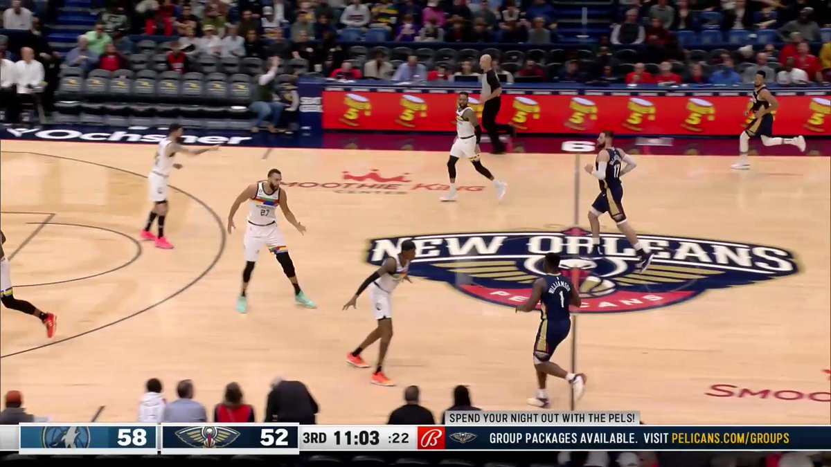 Yahoo Sports NBA on Twitter: "Throw it DOWN, Zion 💪"