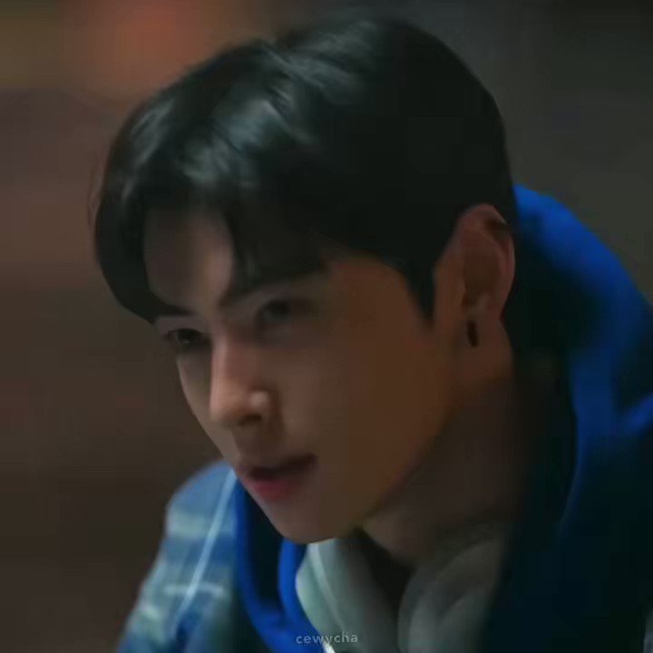 Aniyo (@asmoviebuff) / Twitter