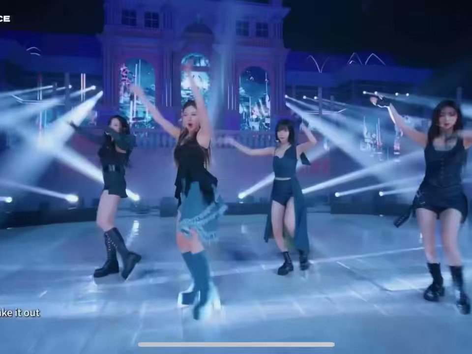 🌸 on Twitter: "‘SMTOWN LIVE 2023’ SMCU PALACE @ KWANGYA Next Level - 닝닝 cut AESPA ON SMCU PALACE ...