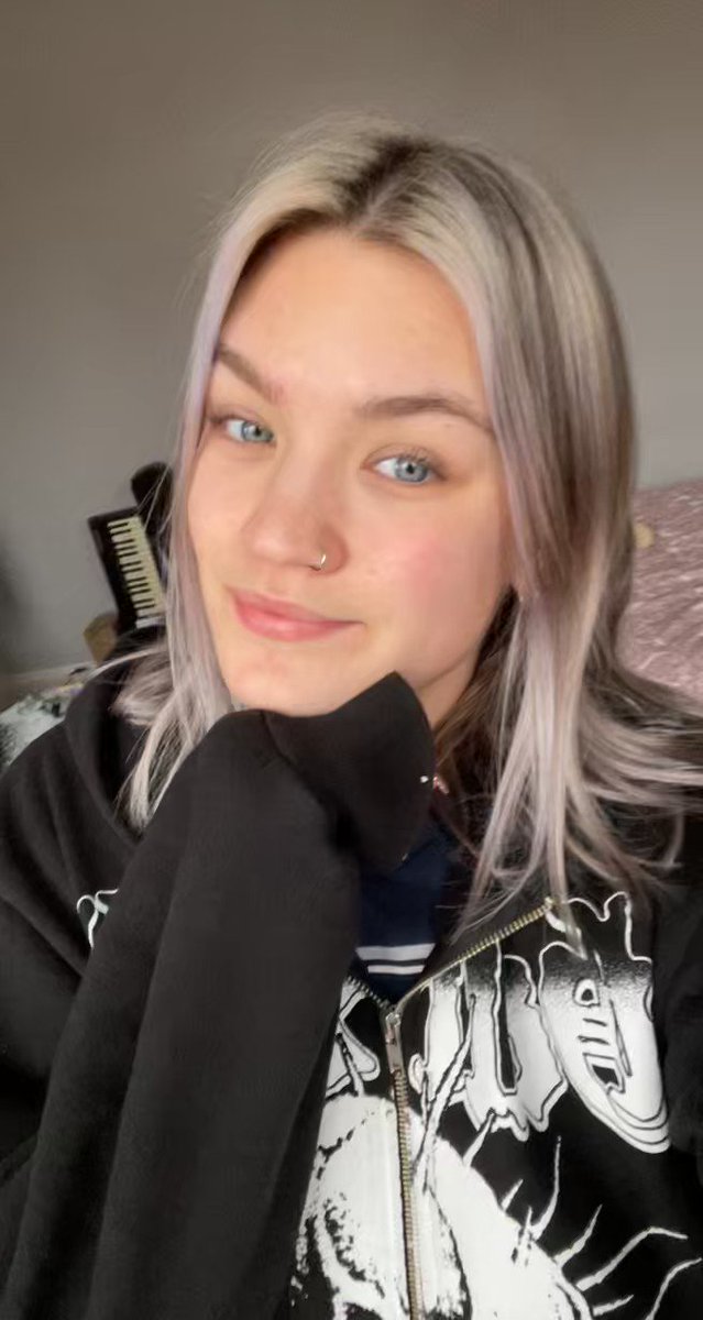 💦𝖘𝖕𝖎𝖙 𝖔𝖓 𝖞𝖔𝖚𝖗 𝖋𝖆𝖈𝖊💦 On Twitter God My Skins Been Looking Good Lately Im Effortlessly