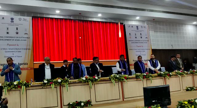 Ministry of MSME on Twitter: "Hon’ble Union Minister for MSME Shri. Narayan Rane along with Hon ...