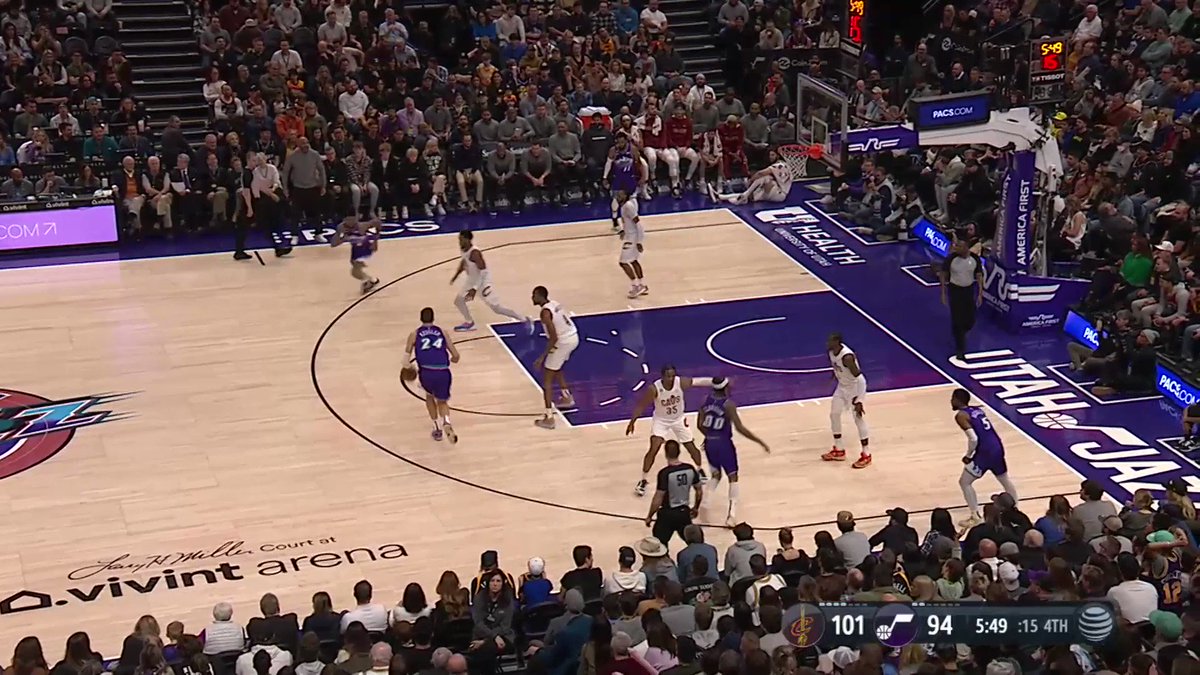 NBA on Twitter: "Jordan Clarkson dropped 15 of his 32 PTS in the 4Q, including 9 unanswered late ...