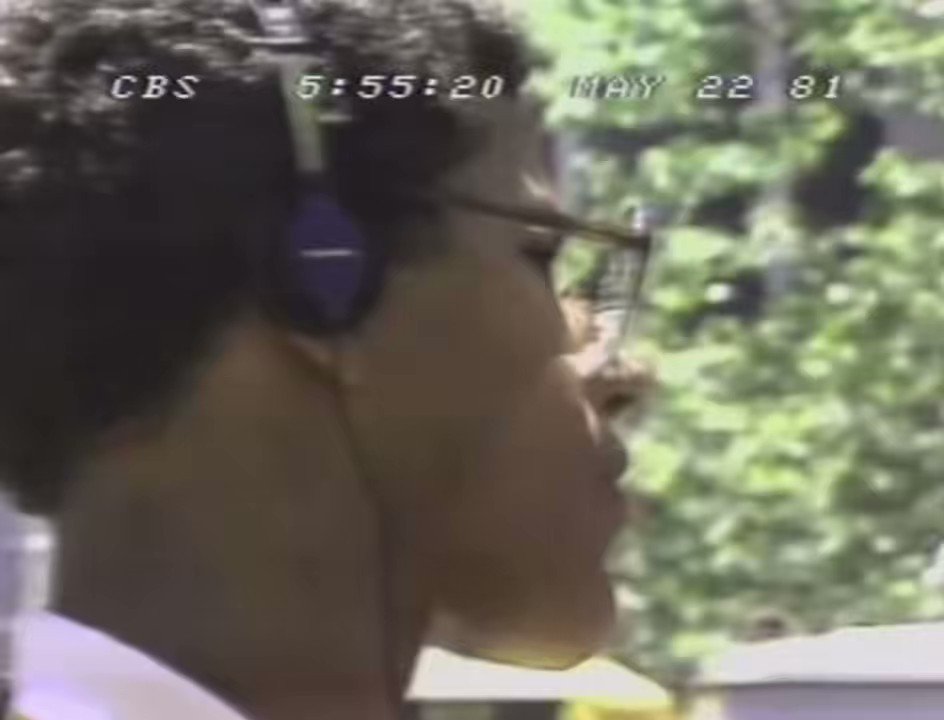 Jon Erlichman on Twitter: "A story about the Walkman in 1981:"