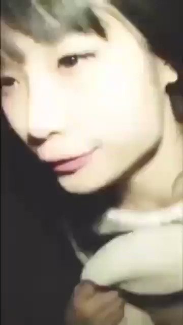 チャットアプリで私露出希望って言う子が会いにきてくれて、そのまま露出プレイこのチャットアプリだよ Twihub ツイハブ
