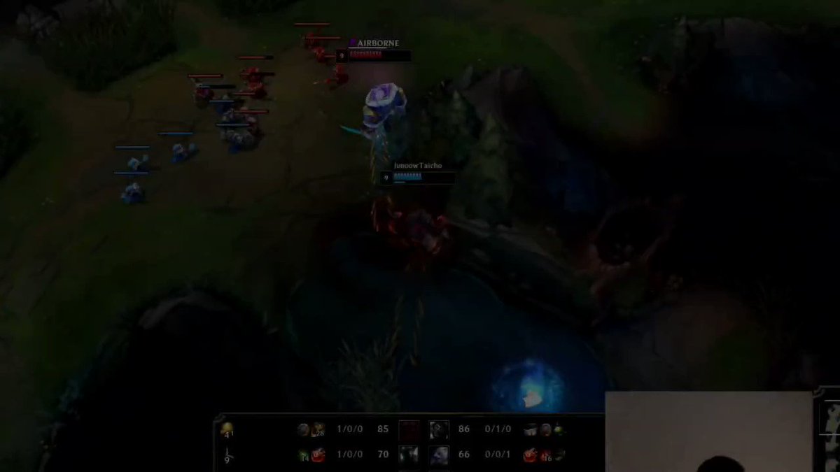 SKT T2 on Twitter: "Merci au Toplaner et capitaine de l'équipe on ne t'oubliera pas @Junoow_"