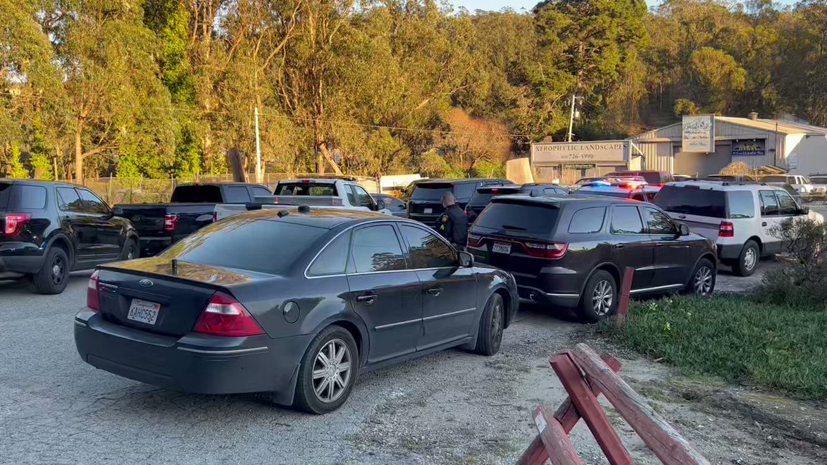 Gloria Rodriguez On Twitter Breaking—im At The Scene Of Breaking