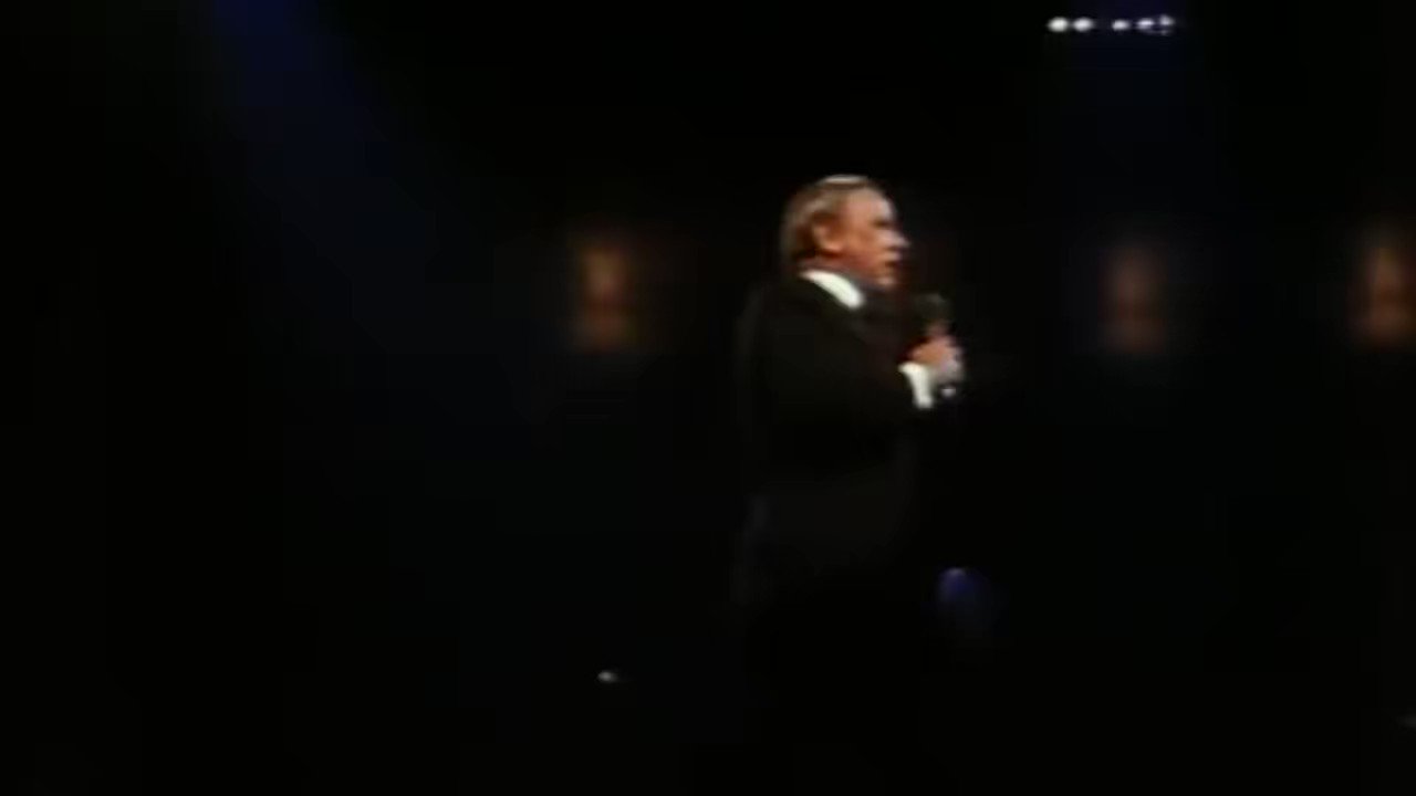 Frank Sinatra on Twitter: "He always did it his way! Frank Sinatra performing “My Way” at the ...