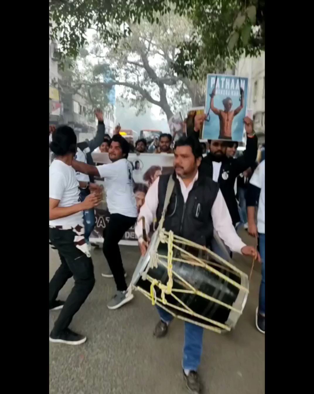 Shah Rukh ẞakoban (@IamSrk_Bakoban) / Twitter