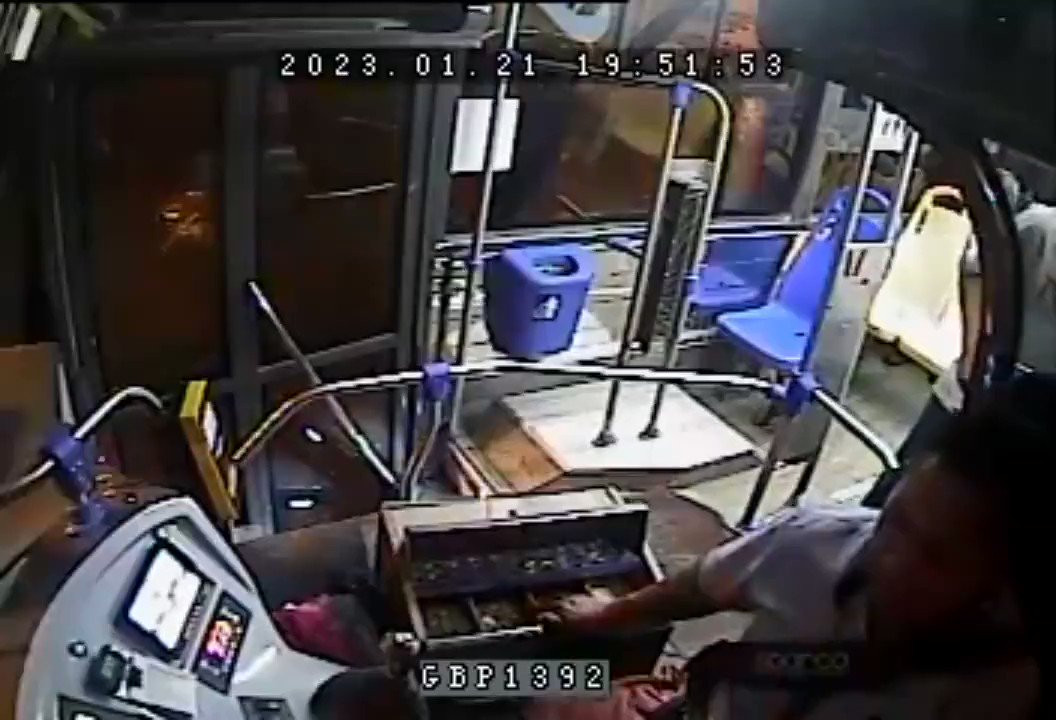 SMV on Twitter: "RT @ZoomEcuador: #URGENTE ¡GOBIERNO DEL ENCUENTRO... PERO CON LA DELINCUENCIA ...