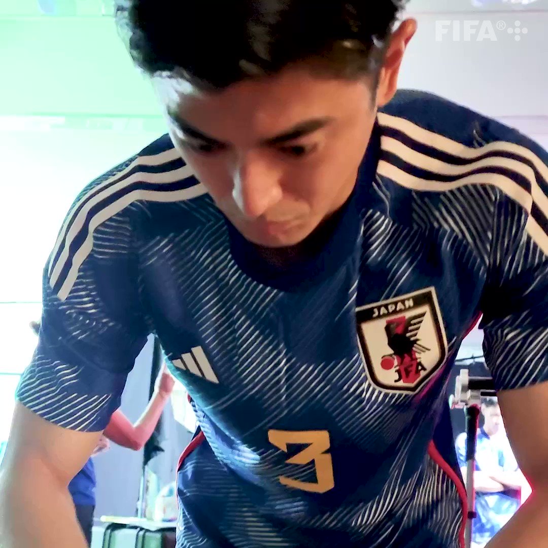 FIFAワールドカップ 🏆 on Twitter: "日本代表メンバーの折り紙チャレンジ！ 🇯🇵📐 @jfa_samuraiblue | #FIFAワールドカップ"