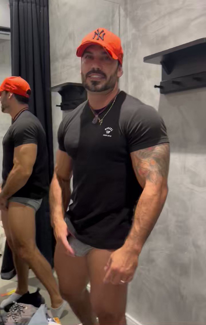 Diego Mineiro XXL on Twitter: "No provador 😂e na dúvida 🙋‍♂️ https://t.co/gGqFmkF0JG" / Twitter