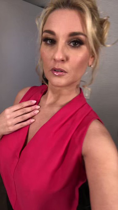 Tw Pornstars Julia Robbie Videos From Twitter Page 5