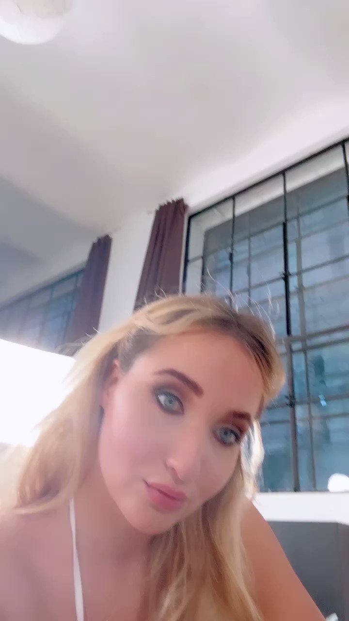 Chloé Chevalier on Twitter: "Les backstages sur mon mym ce soir mes chats hihi, -60% avec le ...