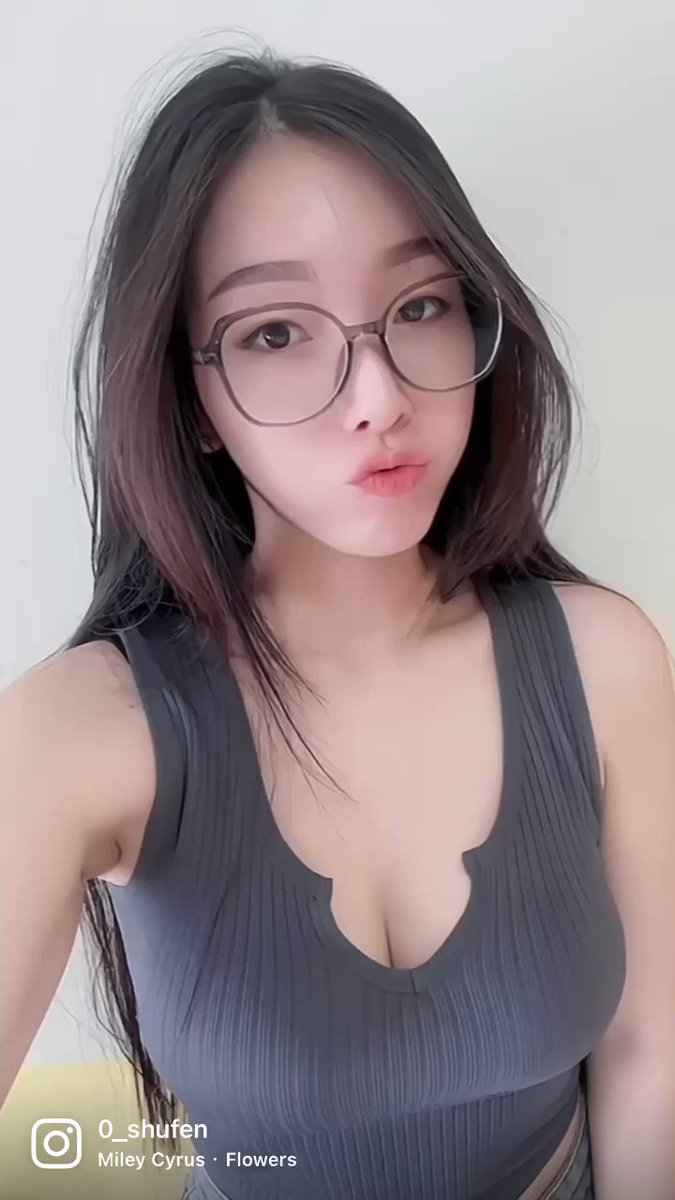 其實男人要的不是素顏照 而是醒來有人幫忙樹懶叫 Lin Shu Fen @0_shufen