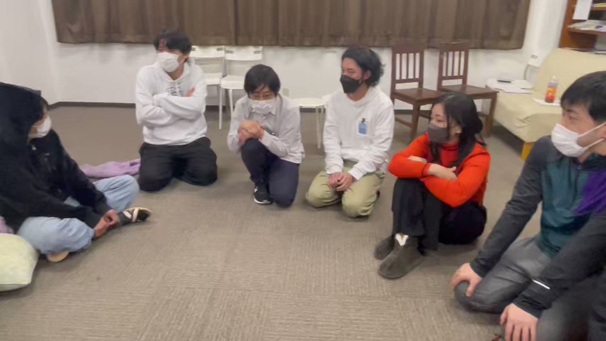 突劇金魚 On Twitter 【 稽古後の様子動画!】 2 4 土 21 30! 突劇金魚 22『罪と罰』 公演詳細andご予約👇
