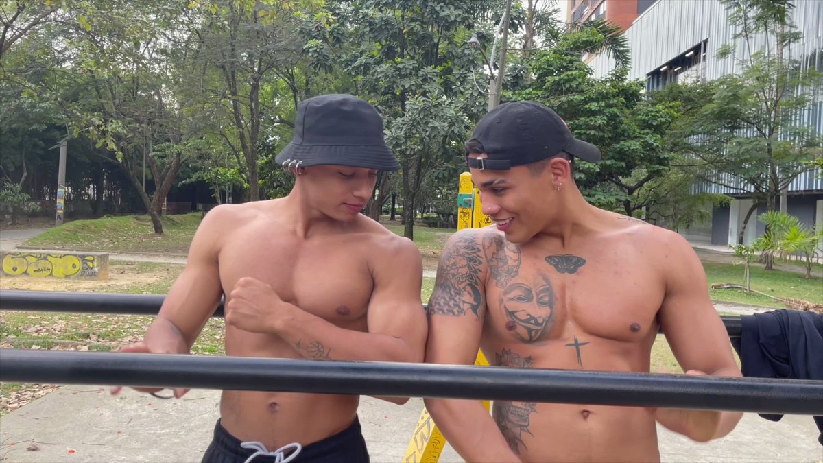 Young FIT 5OOK on Twitter: "RT @18_fitness_boys: Want to see an extremely hot video? Follow http ...