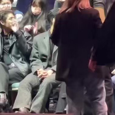 CursedFangirls★彡 on Twitter: "RT @salaleyoo__: 😆🌚🌝 #ShootingStarInTaipei #ไบร์ทวิน #bbrightvc # ...