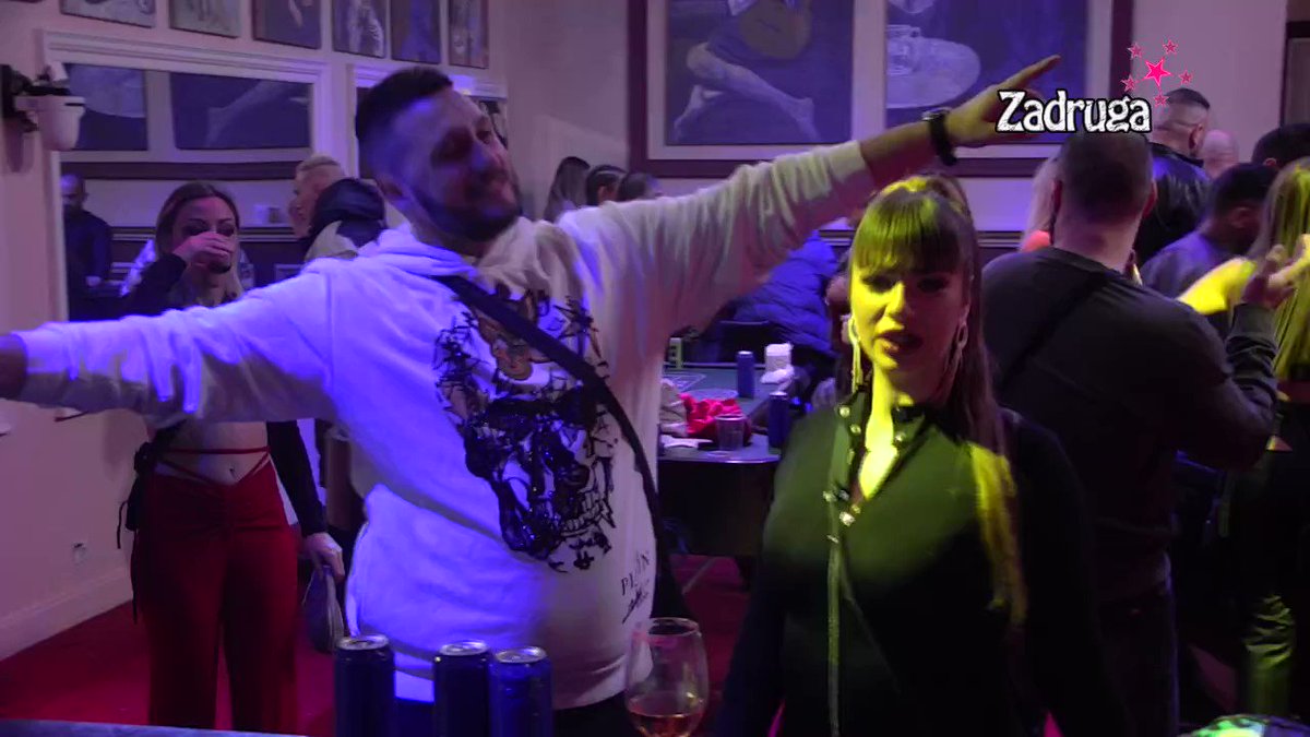 Zadruga Official on Twitter: "Zadruga 6 - Zvezdan u "VRELOM" gasu zaplesao sa zadrugarkama - 08. ...