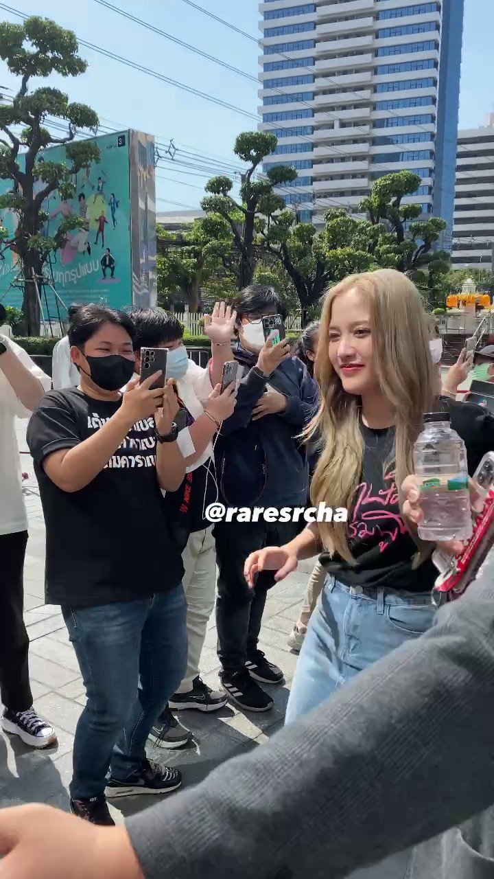 nobody on Twitter: "My babies. 💖 GAP FINAL EP PRESSTOUR #ทฤษฎีสีชมพูxCH3 #srchafreen # ...