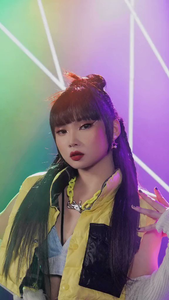 KAIA Official on Twitter: "[TURN UP] KAIA 'TURN UP' Photo Reel Alexa 🐉 Watch it here 📌https://vt ...