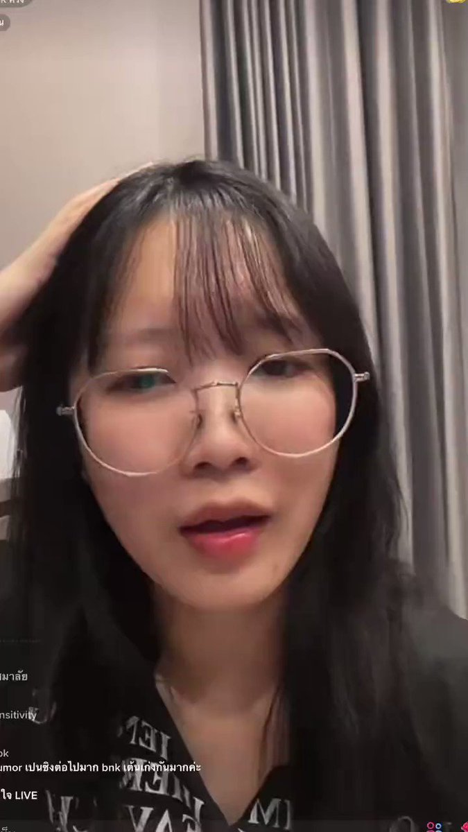 โชวส์(ต์) on Twitter: "RT @_doublep_kv: นี่คือข้อดีของการได้คนที่เป็นแฟนคลับ48มาเป็นPDอะ รู้ว่า ...