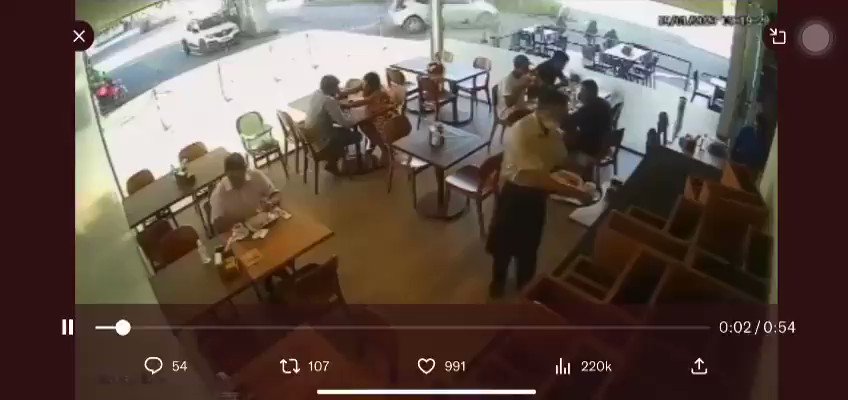 EUNacionales Difunden video del momento en que vehículo se empotra en ... EUNacionales Difunden video del momento en que vehículo se empotra en ...