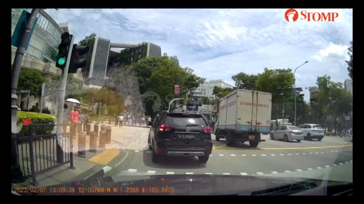 Stomp Singapore on Twitter: "Stomper Lenard: "This car driver in front seems so impatient and ...