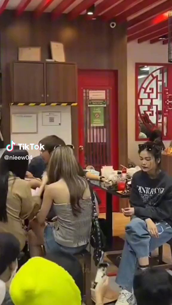 BBee🐶🐰 ᙏ̤̫ on Twitter: "@JkajoyJ นี่ค่ะ เห็นพอดี55555 https://t.co/lhq2hAN2iU" / Twitter