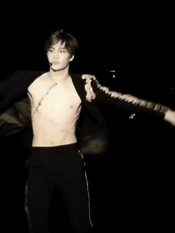 Roya♡ᴷᴬᴵ on Twitter: "The king of dancing and idol idol Kai is incomparable"