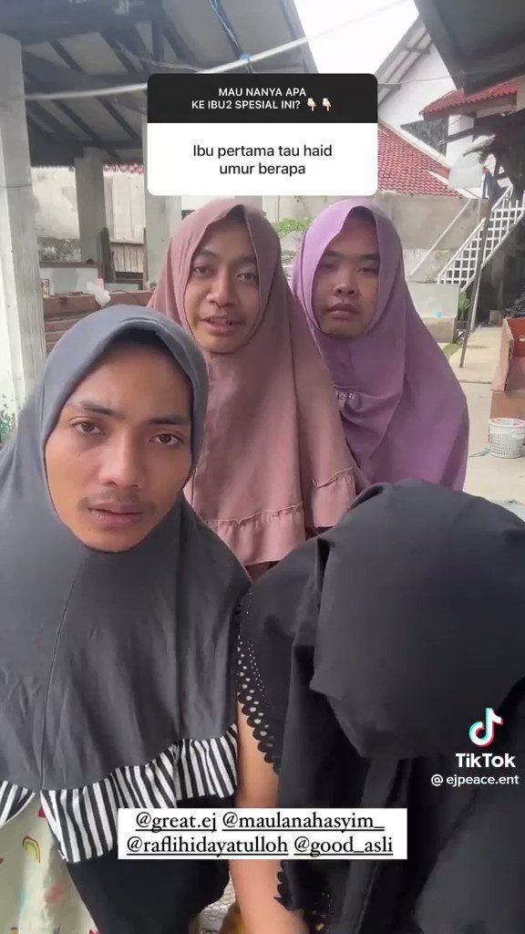 Banana Bread on Twitter: "RT @poo_teletabis: AKU PALING NGAKAK SAMA YG INI 😭 jadi ager 😭😭😭😭😭😭"